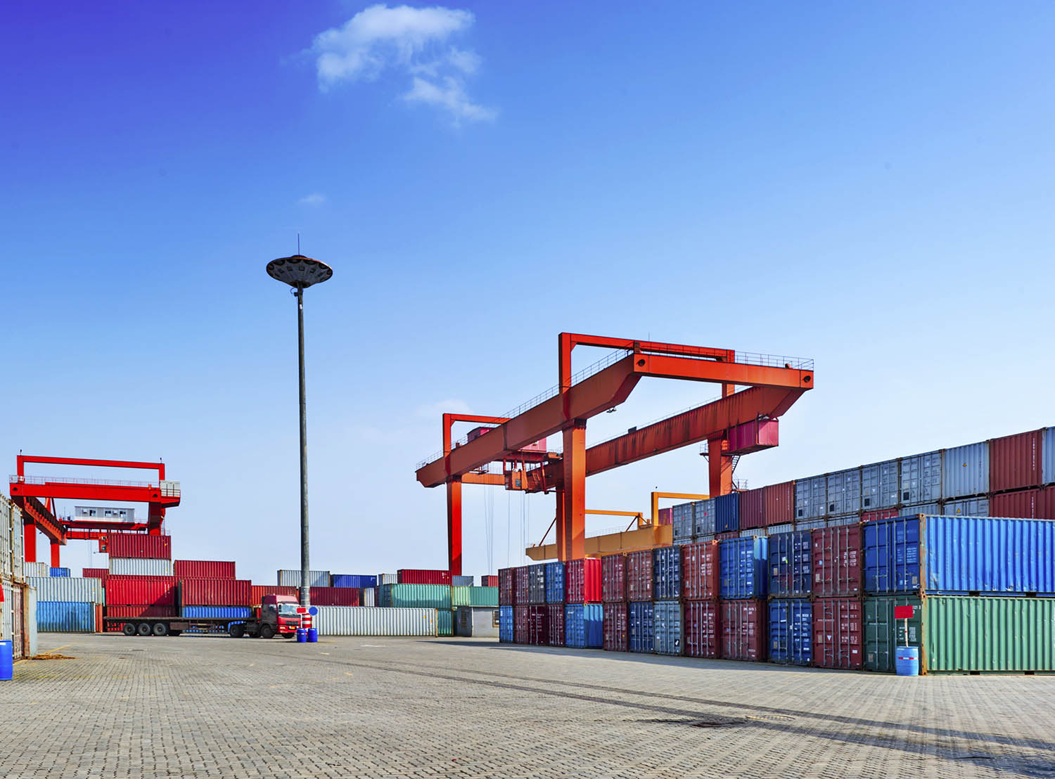 KALMAR RICEVE NUOVA IMPORTANTE COMMESSA DAL PIRAEUS CONTAINER TERMINAL ...