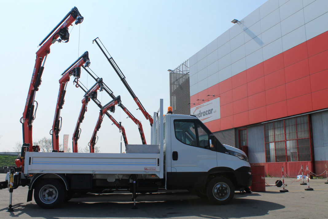 LE GRU FASSI PER L'ACQUA DI MILANO - Sollevare