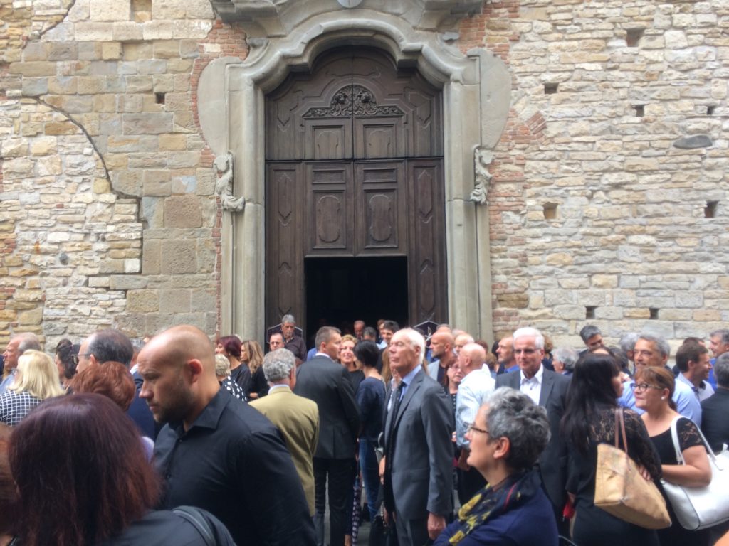 L'ABBRACCIO DI BERGAMO E DEI LAVORATORI A FRANCO FASSI - Sollevare