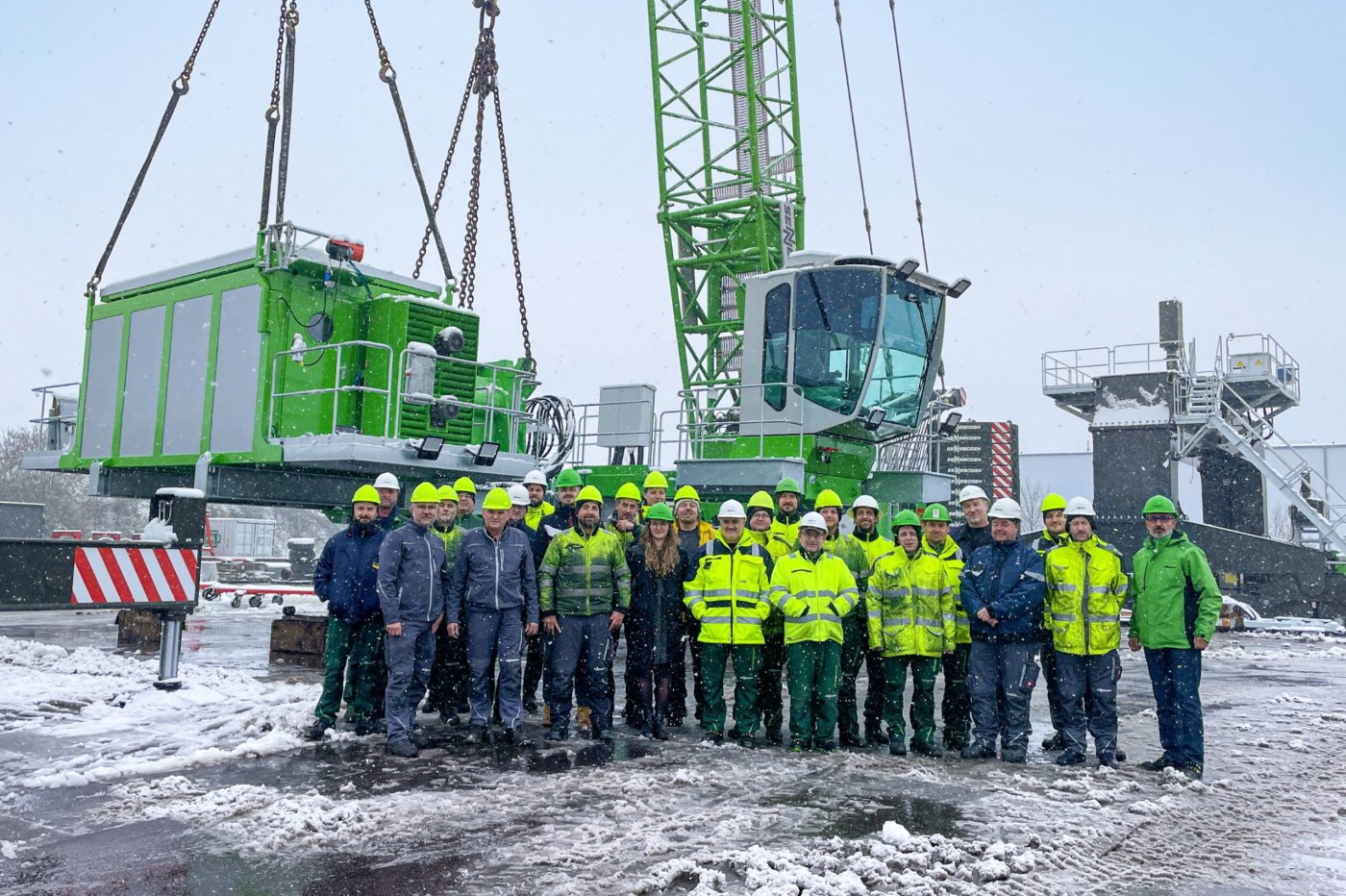 Addio 880 EQ, Sennebogen introduce l'885 G nella gamma dei ...