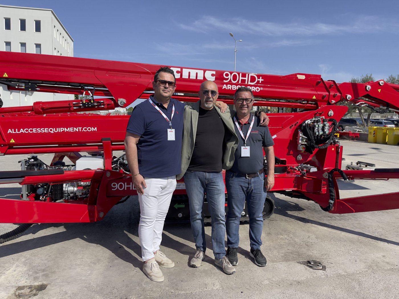 Accordo "capitale" tra CMC e Roscini per la rivendita delle PLE - Sollevare