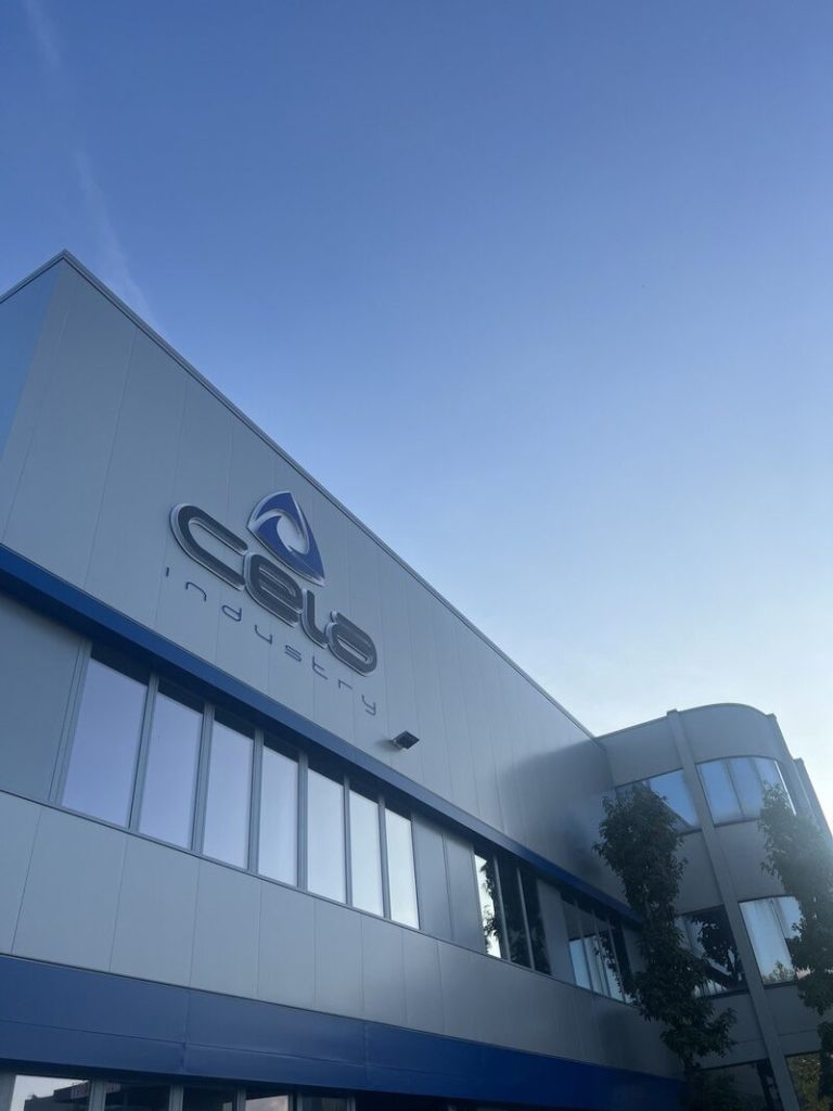 Cela, a regime il nuovo stabilimento di Castegnato - Sollevare