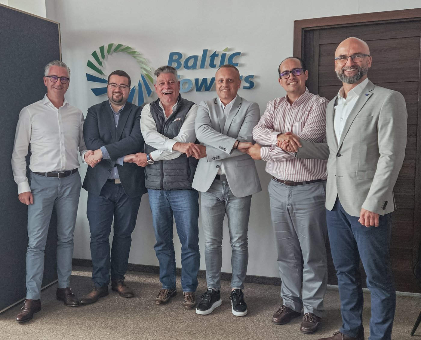 SPMT Cometto protagonisti nella cattedrale delle torri offshore - Sollevare