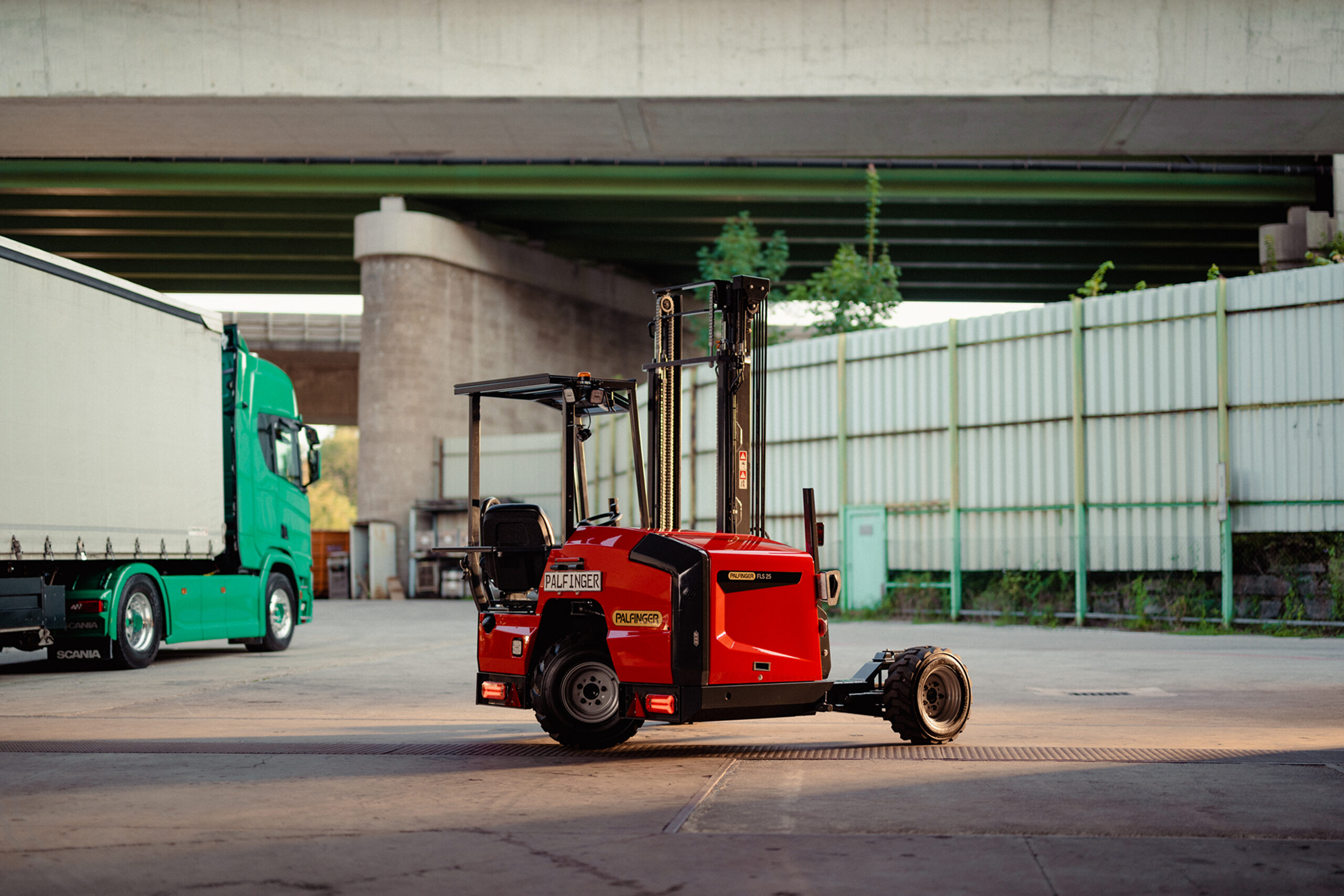 Primavera di anteprime per Palfinger: a Bauma debutta il prototipo ...